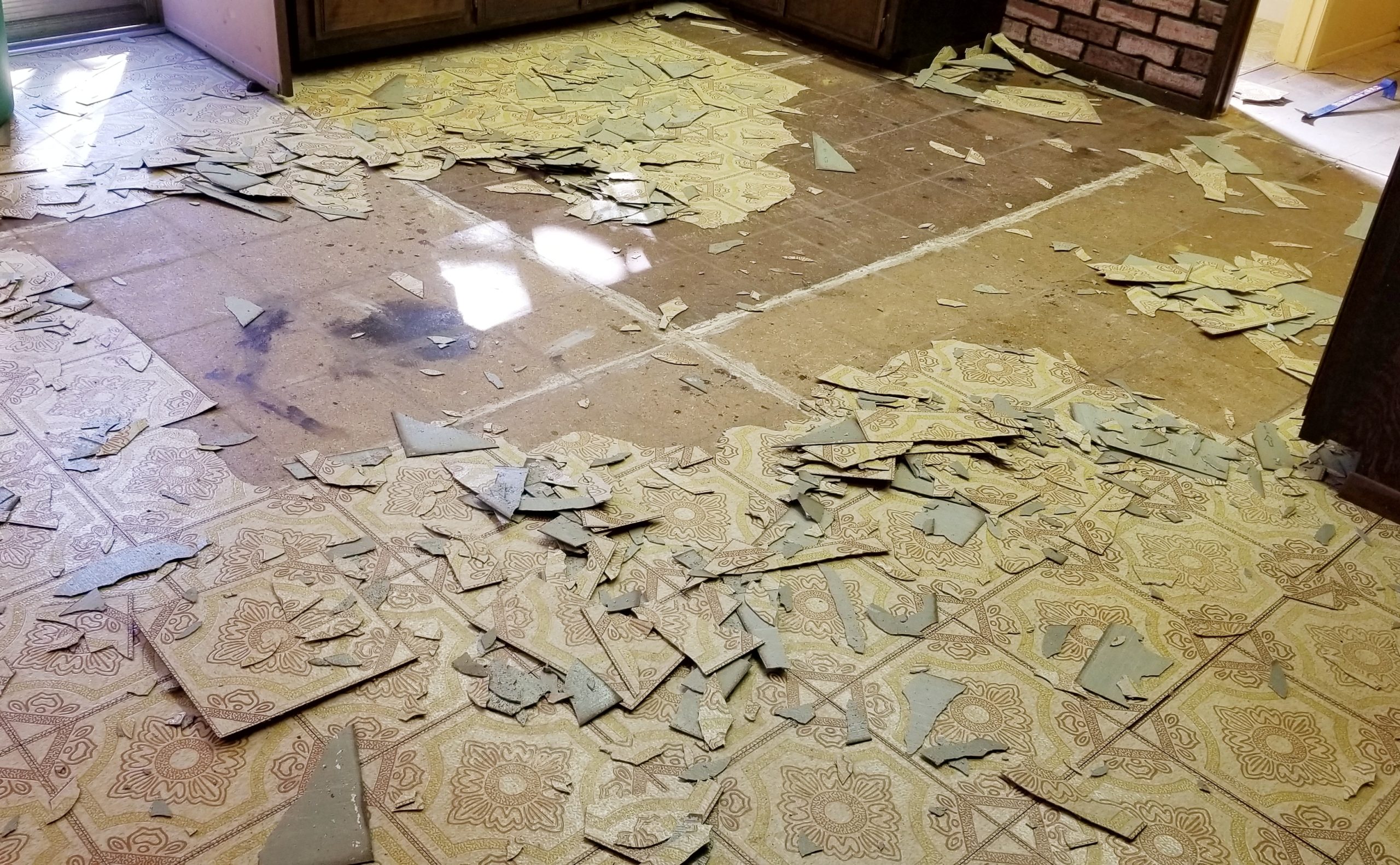 Expert Carpet, Tile & Floorboard Removal Sydney | Book Now